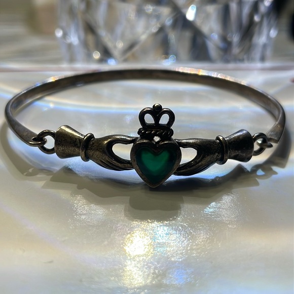 Jewelry | 925 Sterling Silver Green Irish Celtic Claddagh Vintage ...